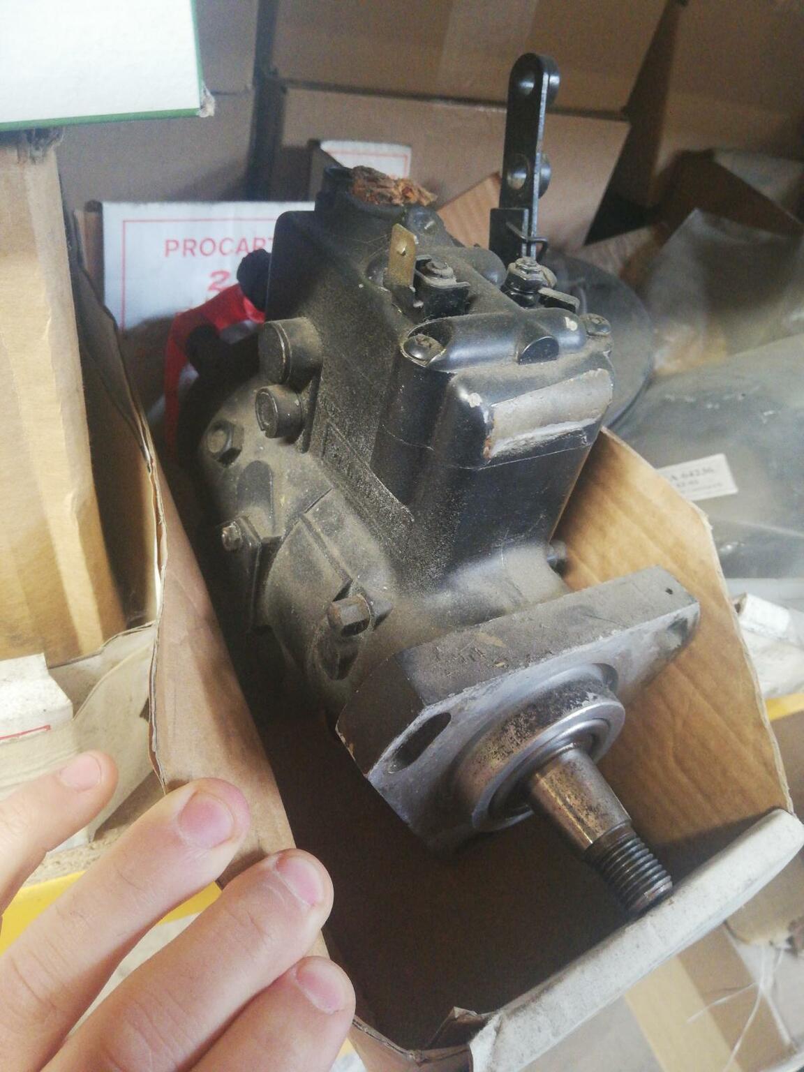 Vente POMPE D INJECTION John Deere RE506989 | Sofimat