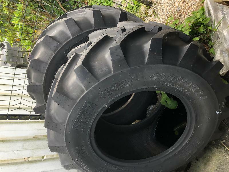 Vente PNEU 460/70R24 TL 152A8 BKT 747 POURTELESCOPIQUE Sonamia S010623 ...